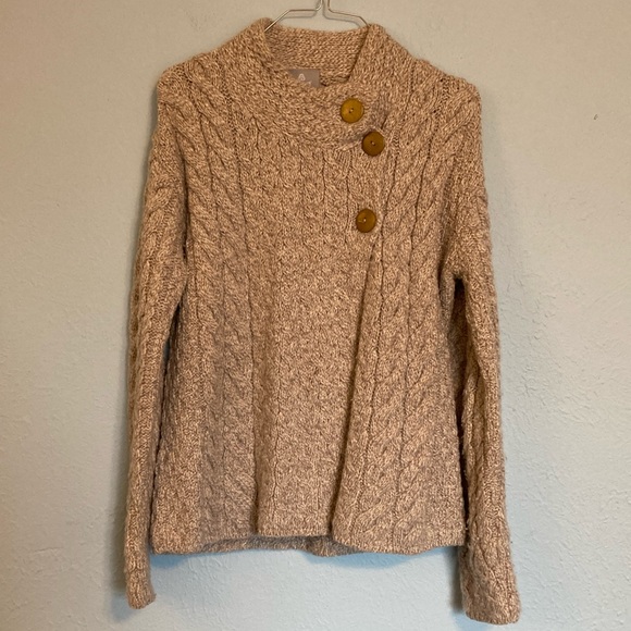 Aran Woollen Mills | Sweaters | Aran Woollen Mills Womens Size S Button ...